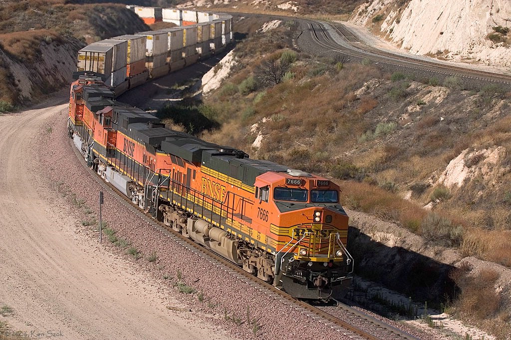 BNSF 7666